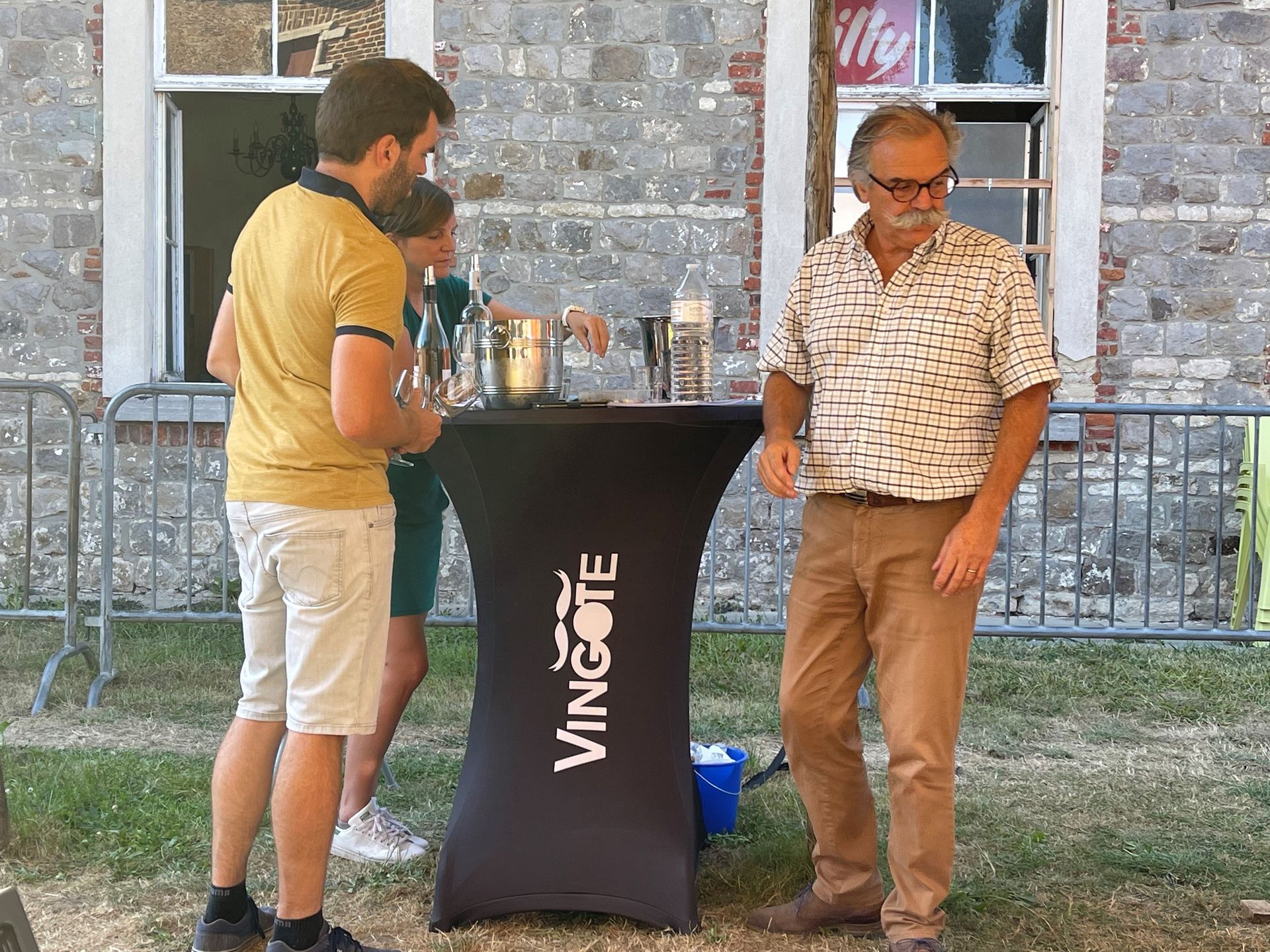 Home | Wijnen Jublou